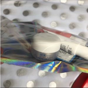 Sunday Riley | Skincare | Sr2 Sunday Riley 6 Piece Sample Set | Poshmark